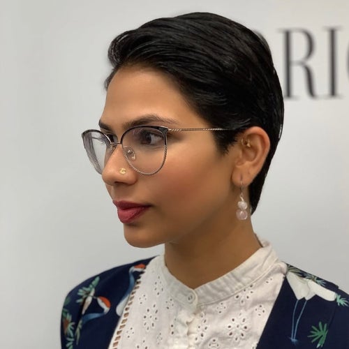 12 Slicked-Back Hairstyles That Are Sleek and So Easy To Copy