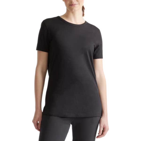 10 Best Breathable Fabrics and Clothing for Summer 2025